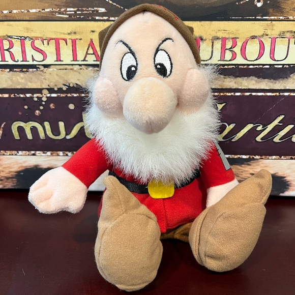 disneyland | Toys | Disneyland Resort Disneys Snow White And The 7 Dwarfs Grumpy Plush Dwarf Nwt ...